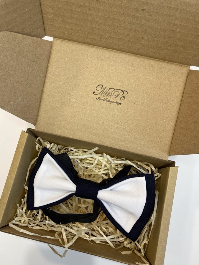 Vīriešu tauriņš - tumši zils ar baltu - Tauriņi - MiPe Design | Veikals